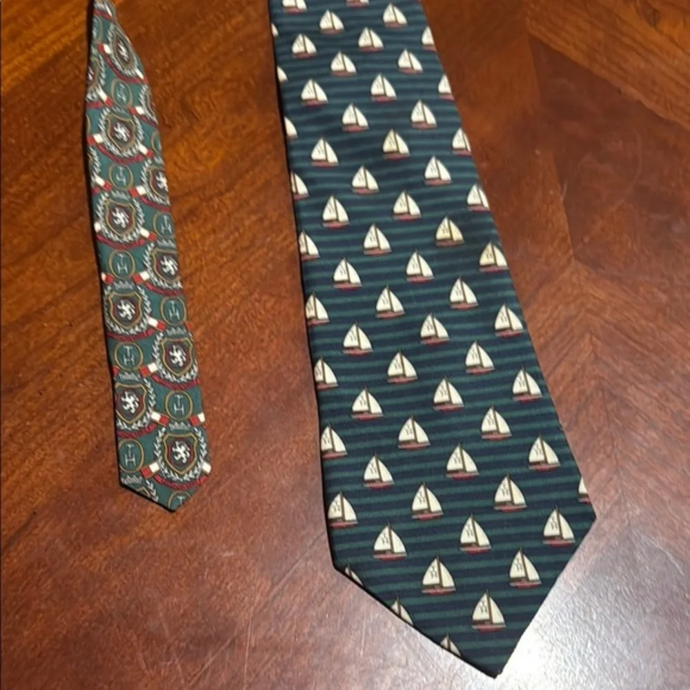 Tommy Hilfiger | Accessories | Vintage Tommy Hilfiger Green And Red ...